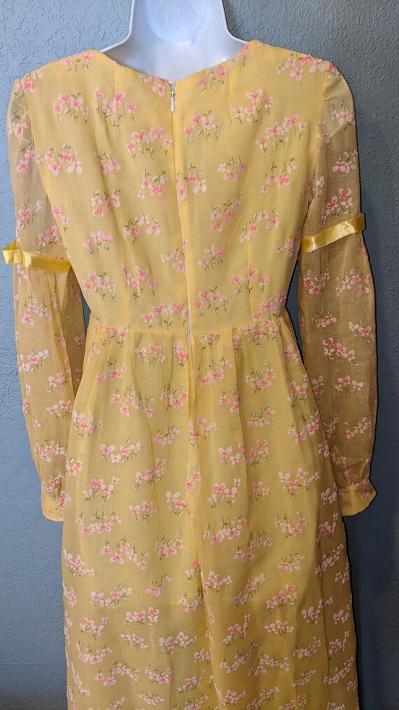 1972 Flocked Floral Organdy Bridesmaid/Prom/Garden Pa… - Gem