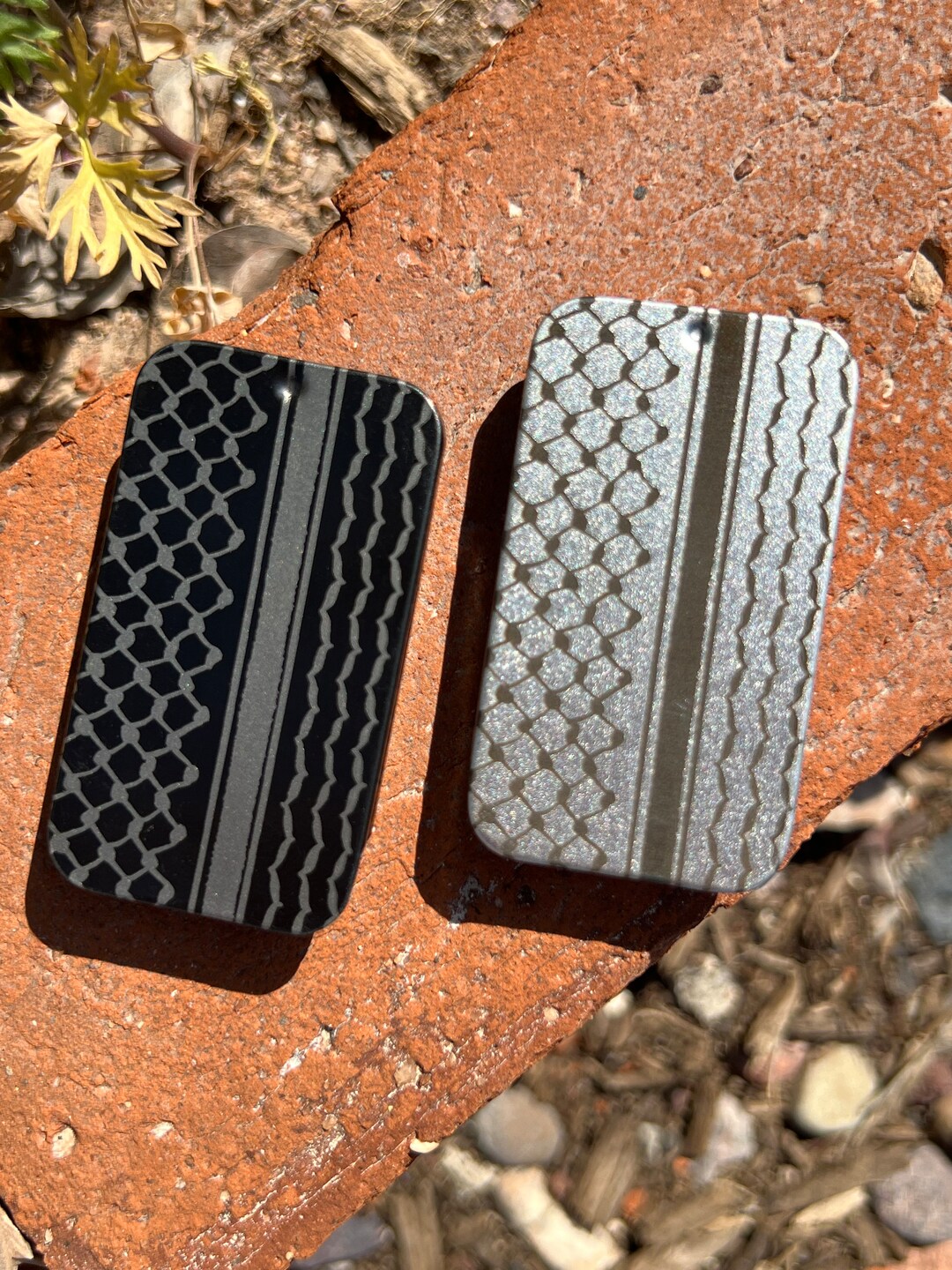 Keffiyeh Heart Pill/mint/needle Box Black or Silver 100% Profits ...