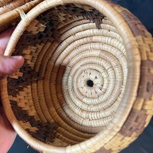 Hand Woven Coiled Straw Sweet Grass Basket W/ Lid Coil Basket ...