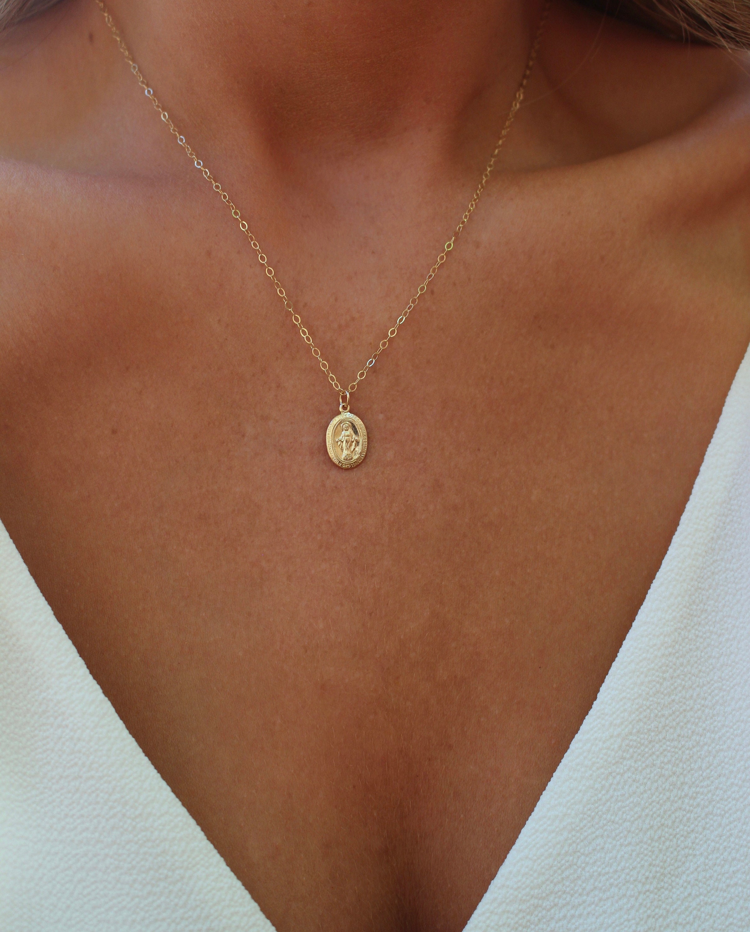 Virgin Mary Necklace Blessed Mother Necklace Miraculous - Etsy