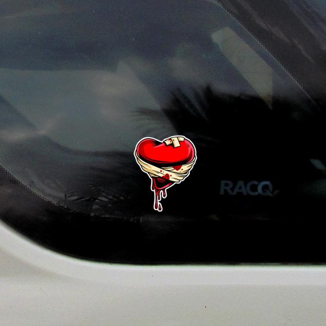 Broken Bleeding Heart Vinyl Sticker Halloween or Tattoo Art. - Etsy