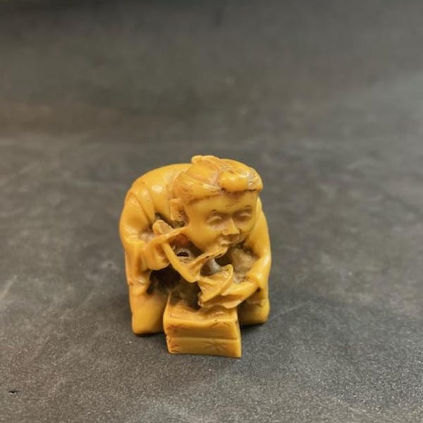 Japanese Netsuke - Etsy