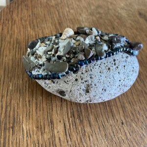 Rock Art Sculpture Stone With Stand Unique Stone Appearing to Have ...