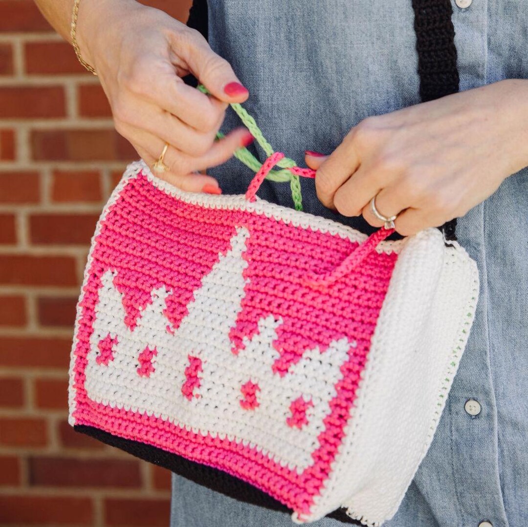 Wicked Crochet Inspired Purse Pattern: Gravity Bag, Double-sided Design ...