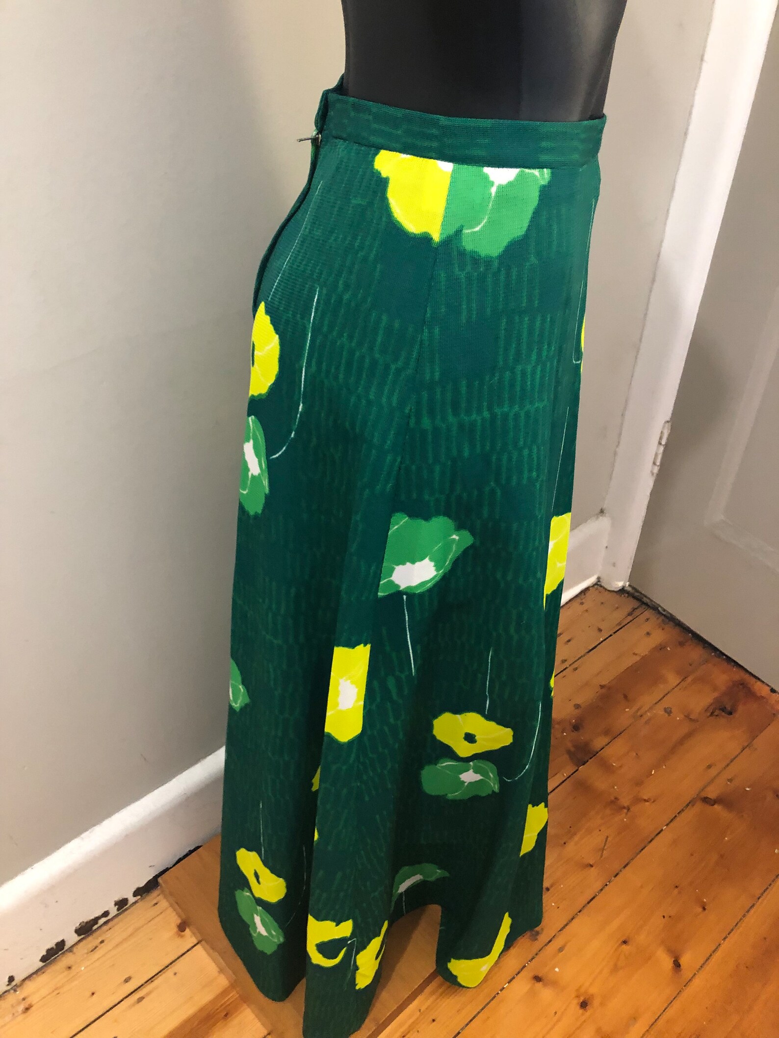 Vintage BARBARELLA 70s Long Maxi Green Yellow Skirt Sz S Textured ...