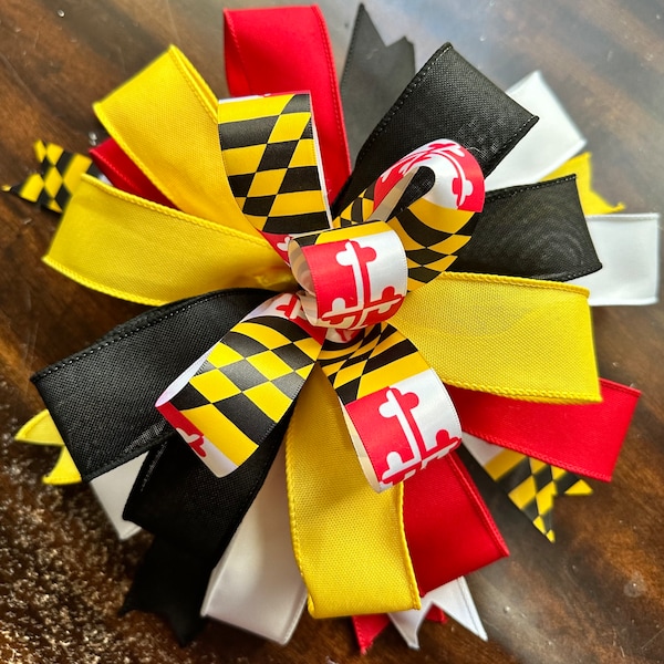 Maryland Wreath - Etsy