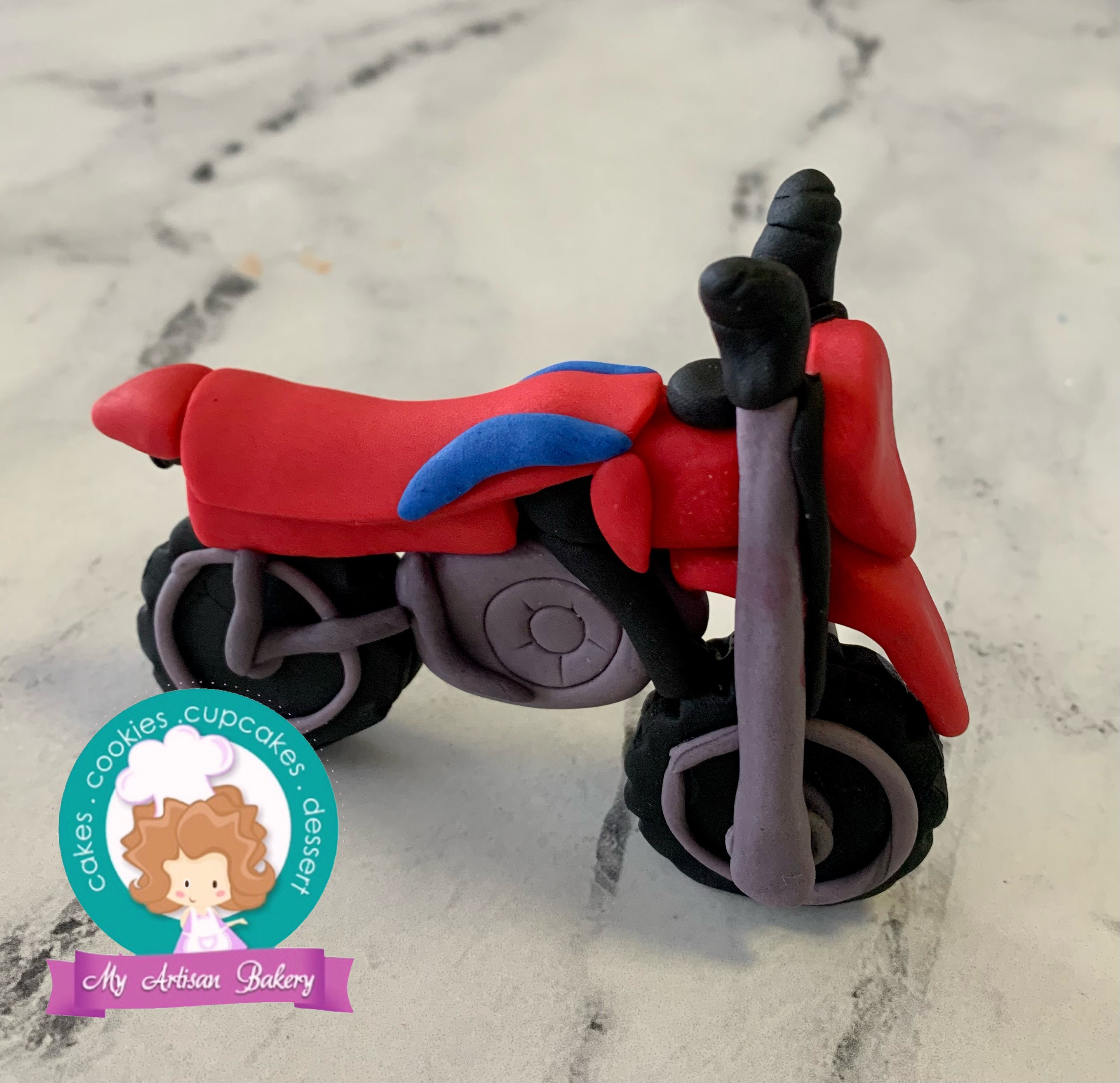 Easy Motorcycle Cake