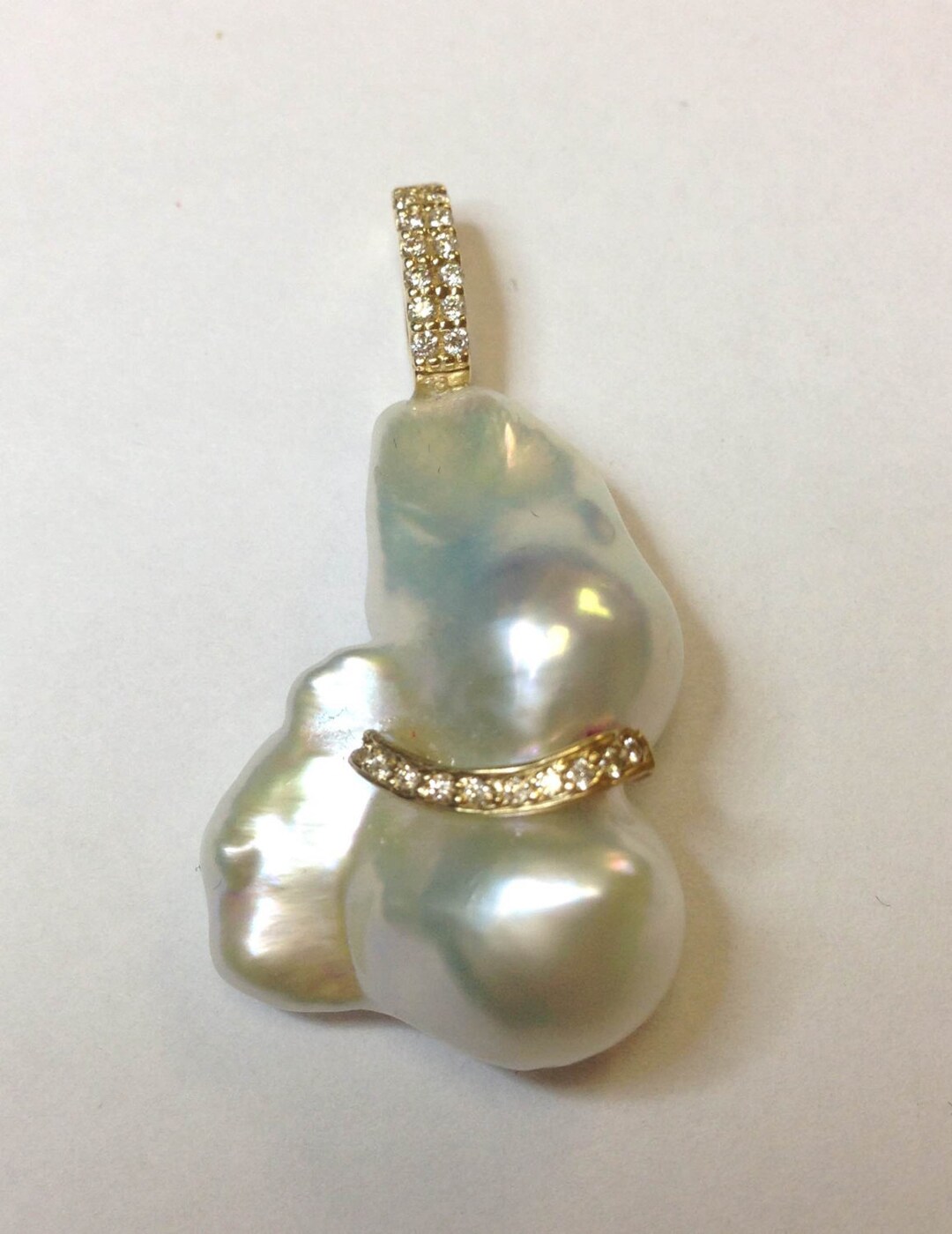 Natural Freshwater Pearl Pendant in 14K Yellow Gold!! - Etsy