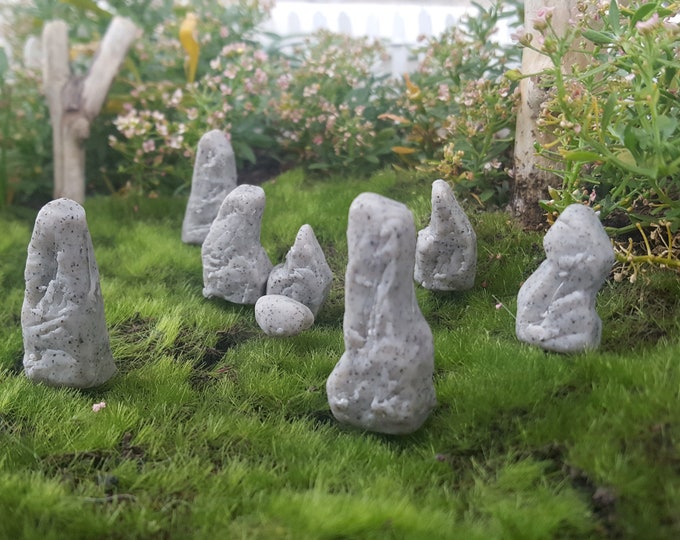 Craigh Na Dun Miniature Scale Model - Standing Stones Diorama ...