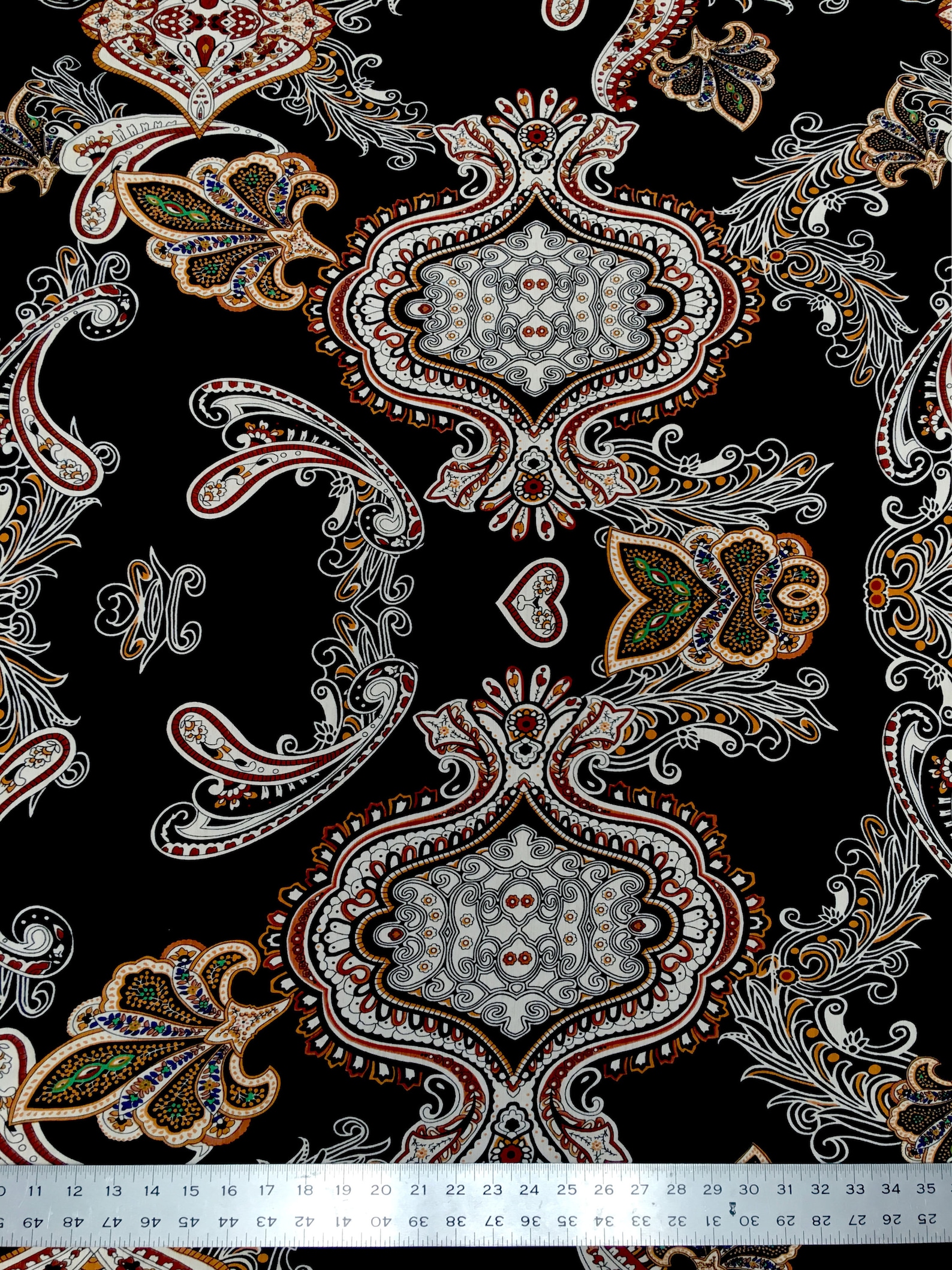 Polyester Bulgari Slub 2 Ways Stretch Light Weight Big Geometric Print ...