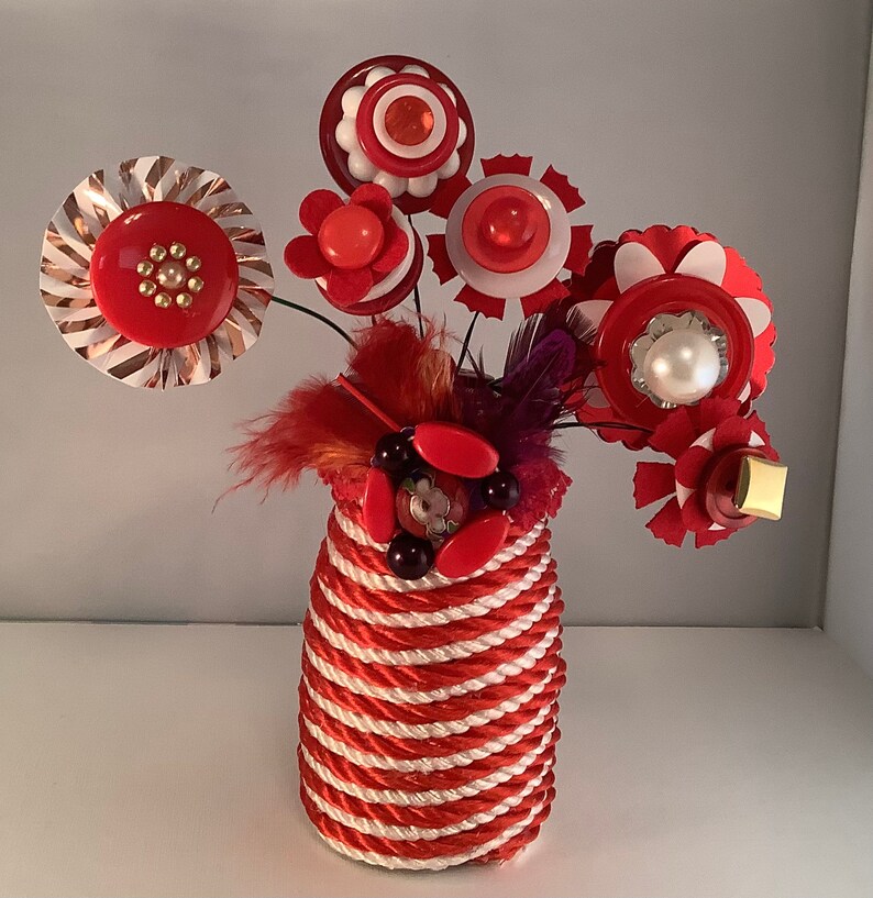 Red Hat Lady Button Bouquet - Etsy