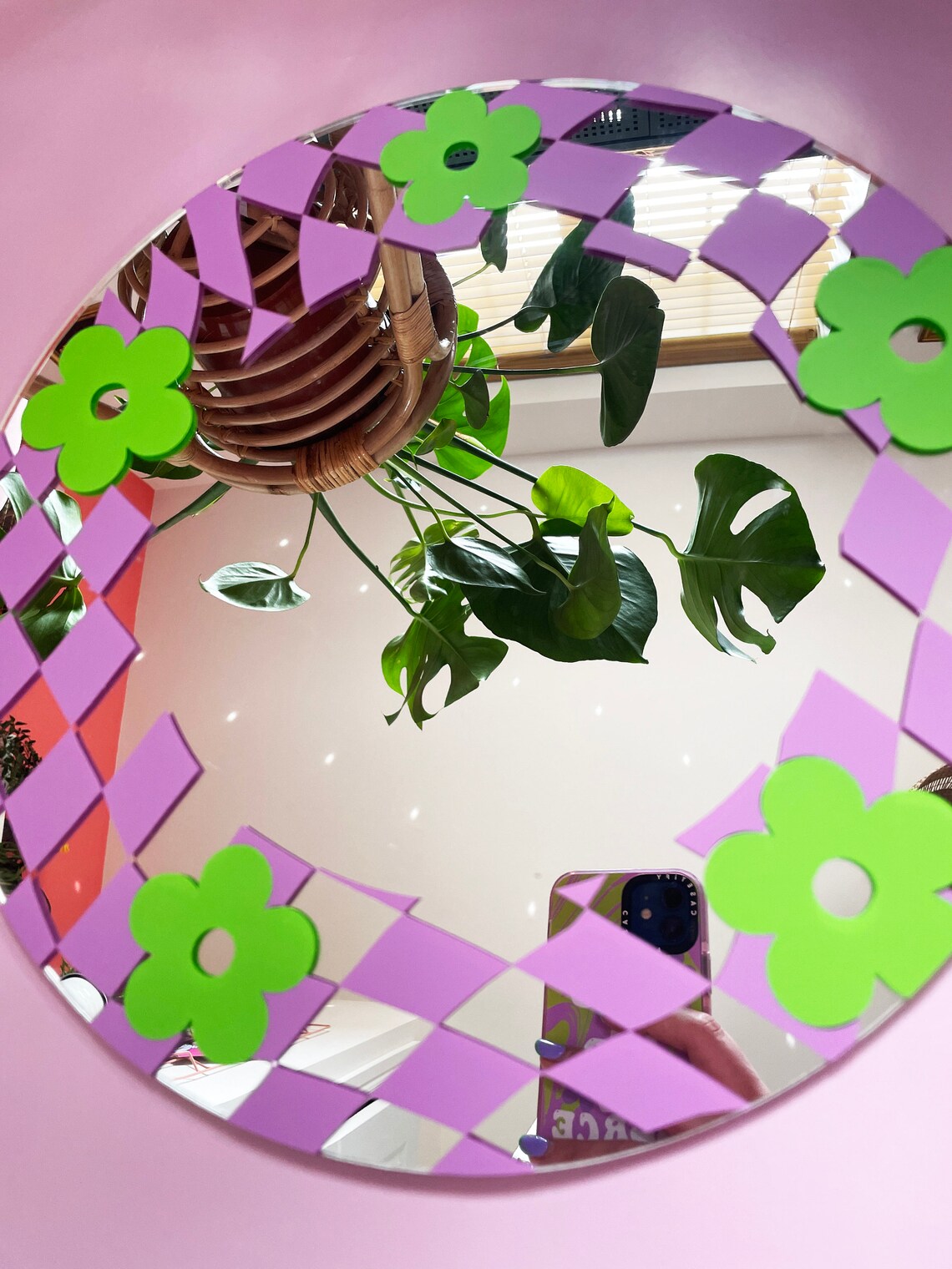 Flower & Checkerboard Mirror Lilac/green - Etsy