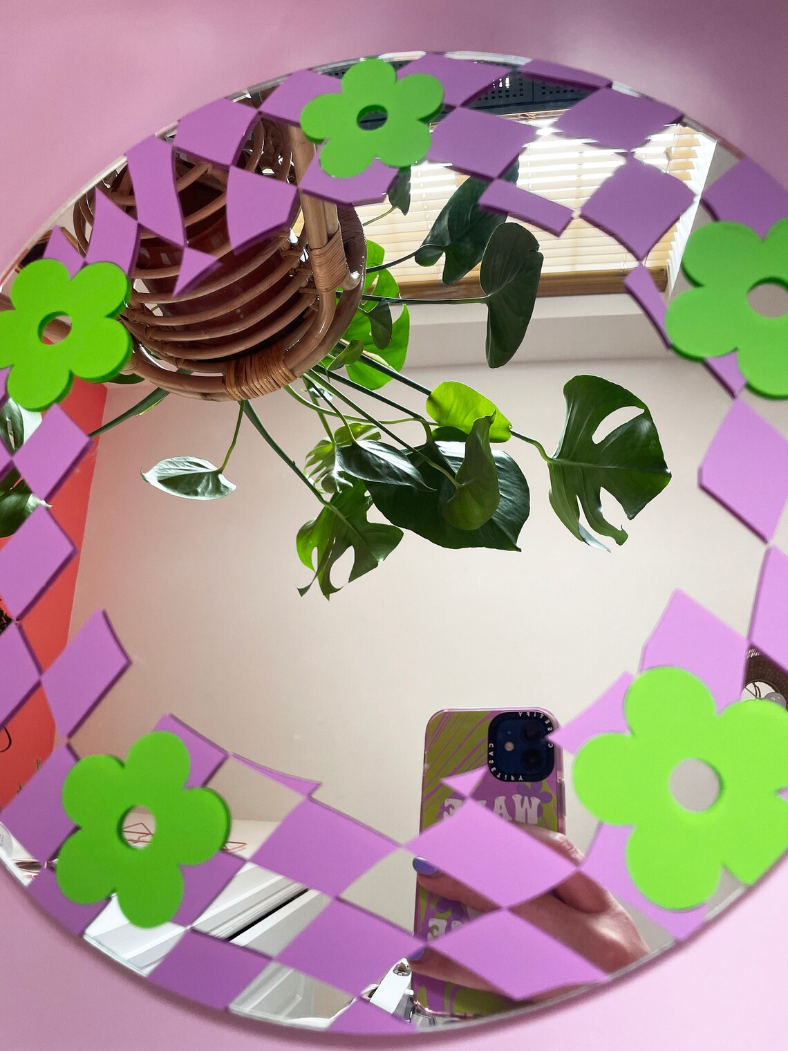 Flower & Checkerboard Mirror Lilac/green - Etsy
