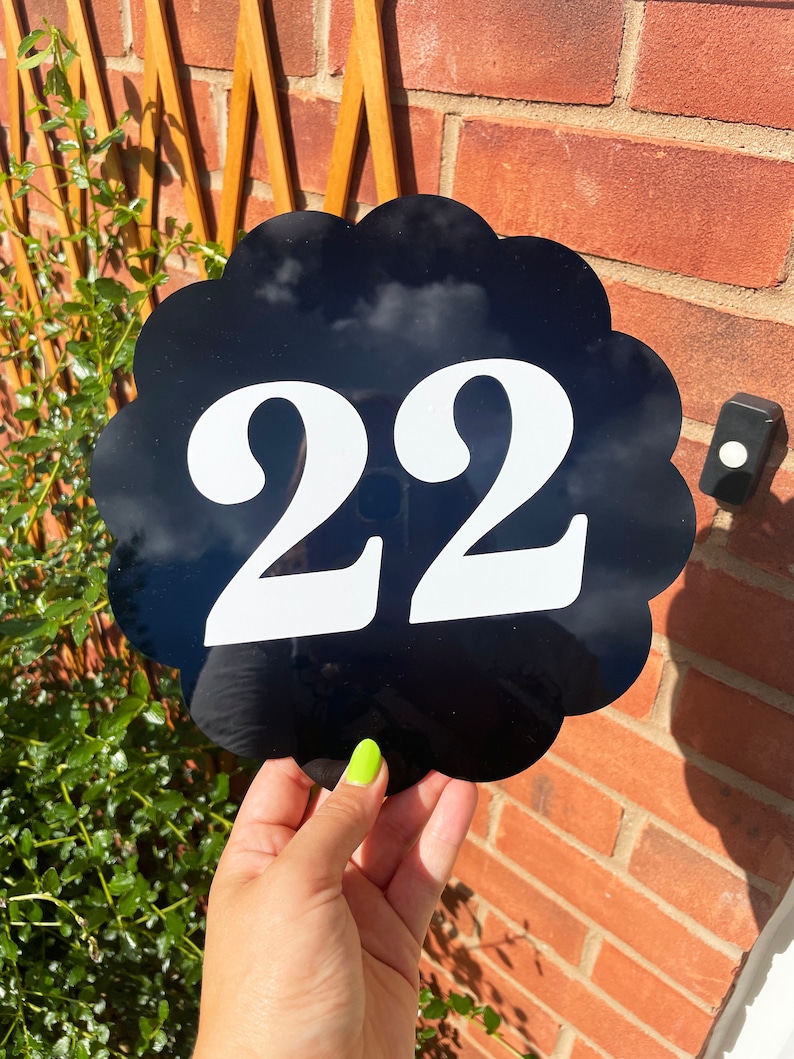 Black Scallop House Number Sign - Customise Number Colour - Etsy