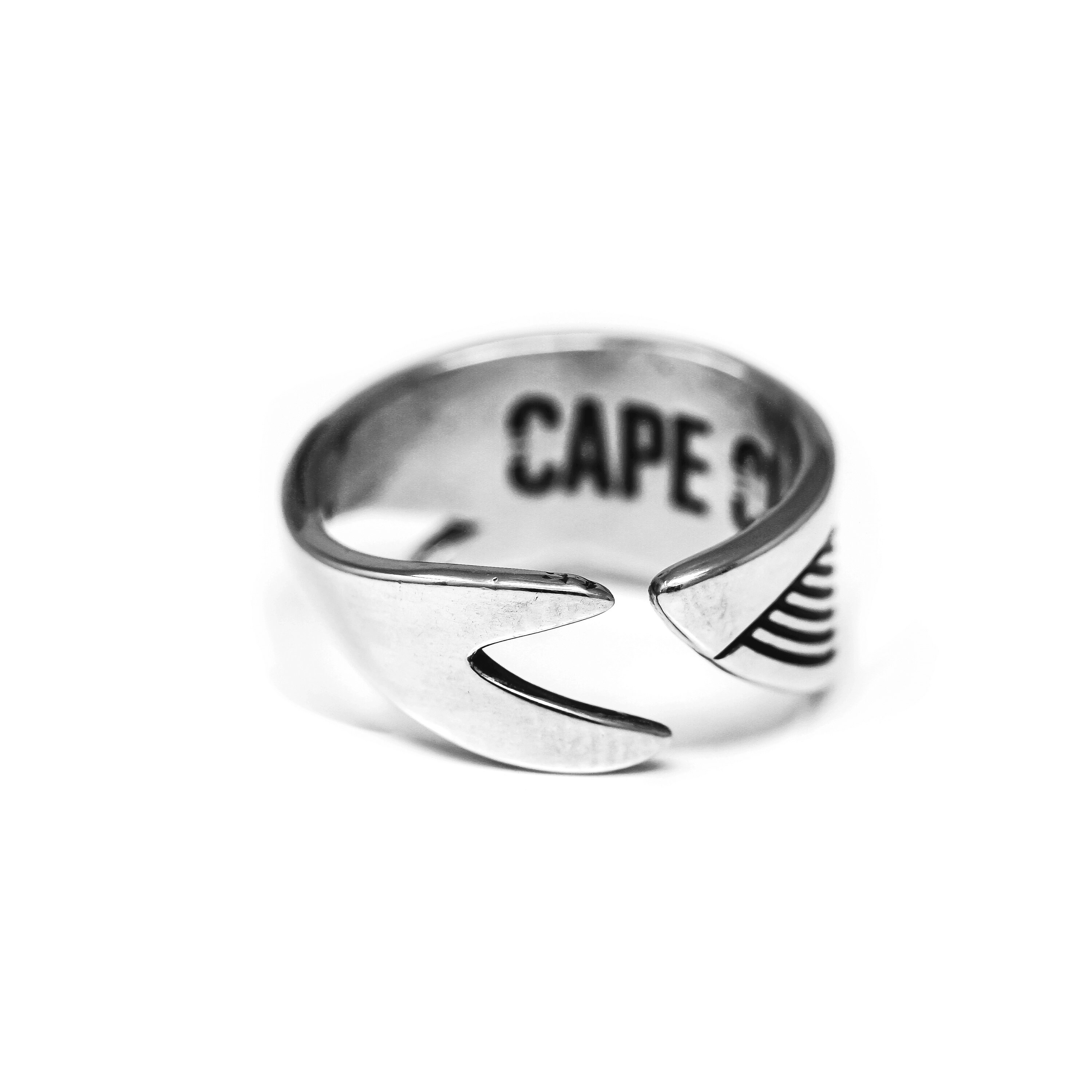 Whale Ring - Etsy
