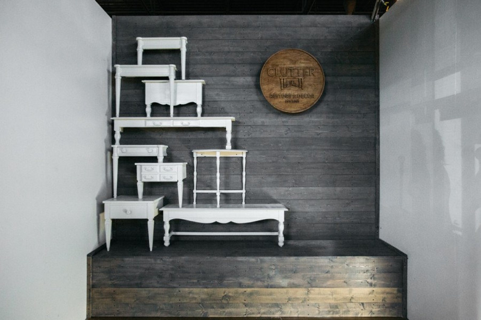 Custom Half Wall Table Product Display - Etsy