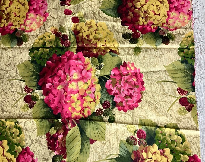 Hydrangeas and Raspberries by Lake House Direct, by the HALF Yard ...