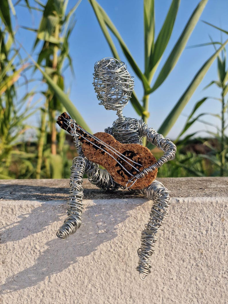 Wire Guitar Sculpture | Musician Wire Figurine | Guitar Player Art ...