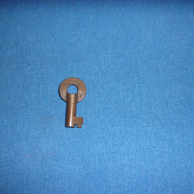 Fraim Railroad Key - Etsy
