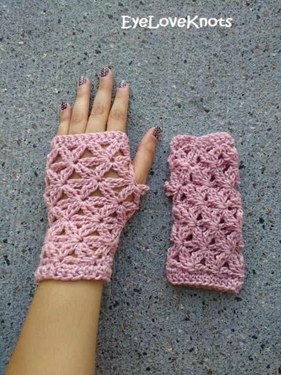 Wristers Crochet Pattern
