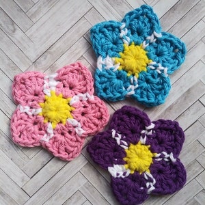 Flower Crochet Pattern, Forget Me Not Applique, Spring Crochet Pattern ...