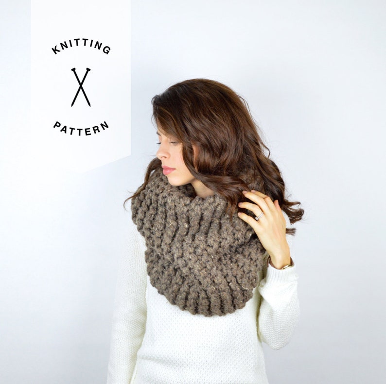 PATTERN // the Outlander Cowl // Chunky Knit Cowl Pattern - Etsy