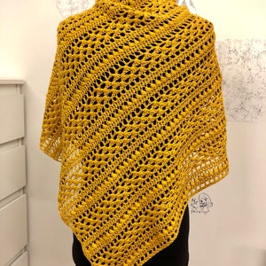 Crochet Pattern - Cleopatra's Dream Shawl - Triangle Crochet Shawl ...