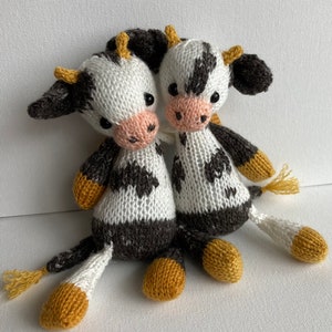 KNIT PATTERN- Little Knit Cow Pattern-knit in the Round - Etsy