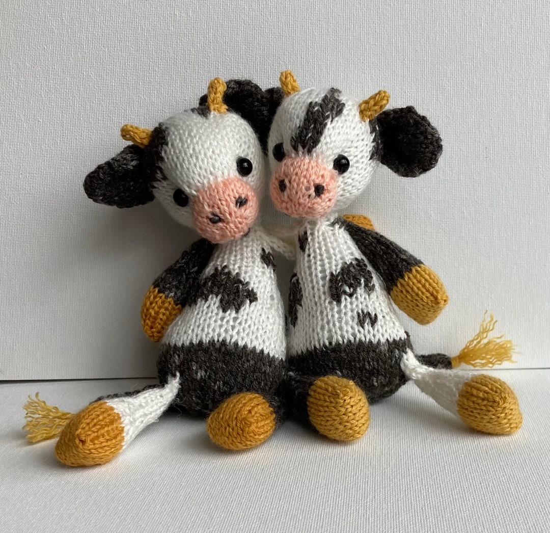 KNIT PATTERN- Little Knit Cow Pattern-knit in the Round - Etsy