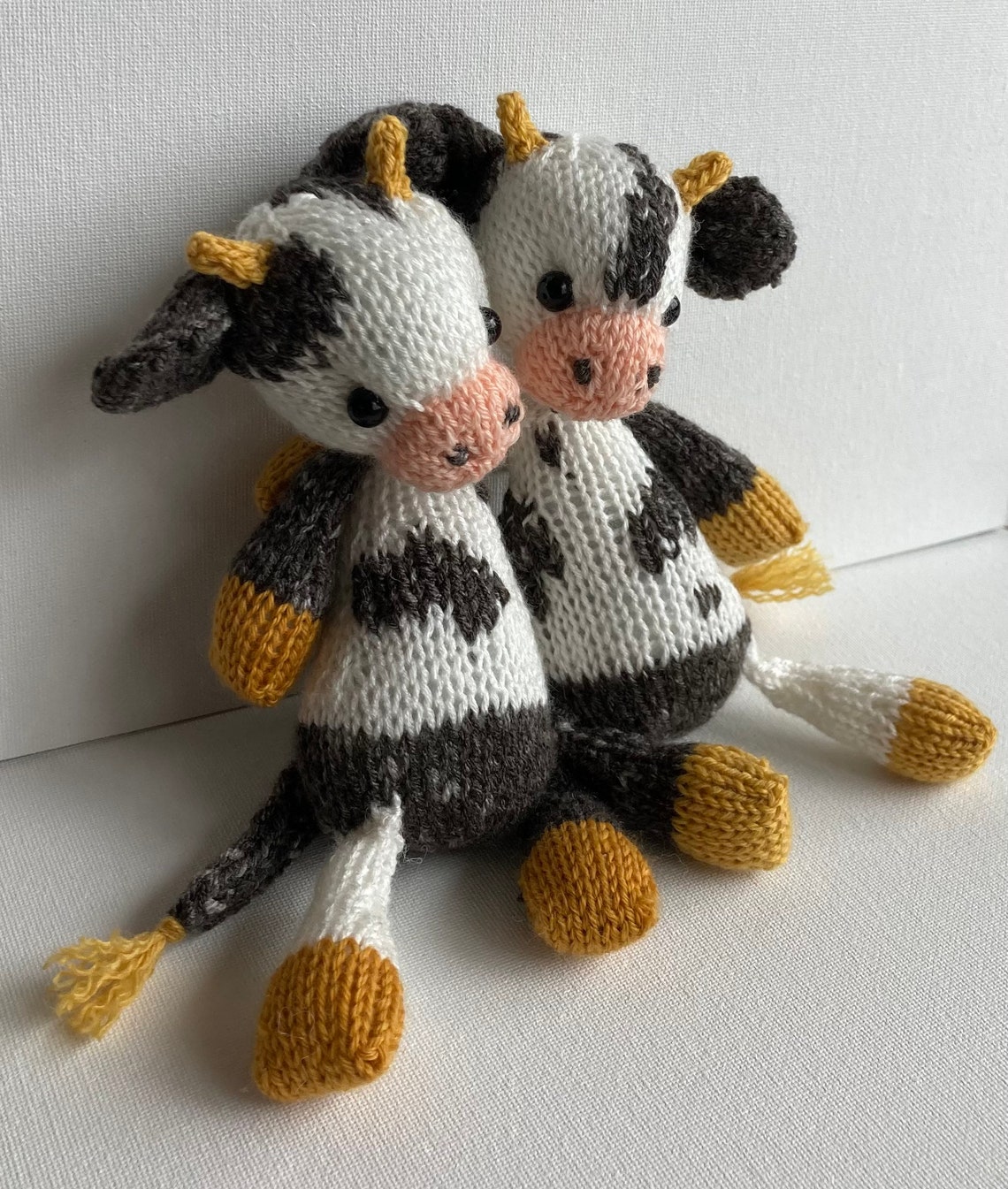 KNIT PATTERN Little Knit Cow Pattern-knit in the Round - Etsy