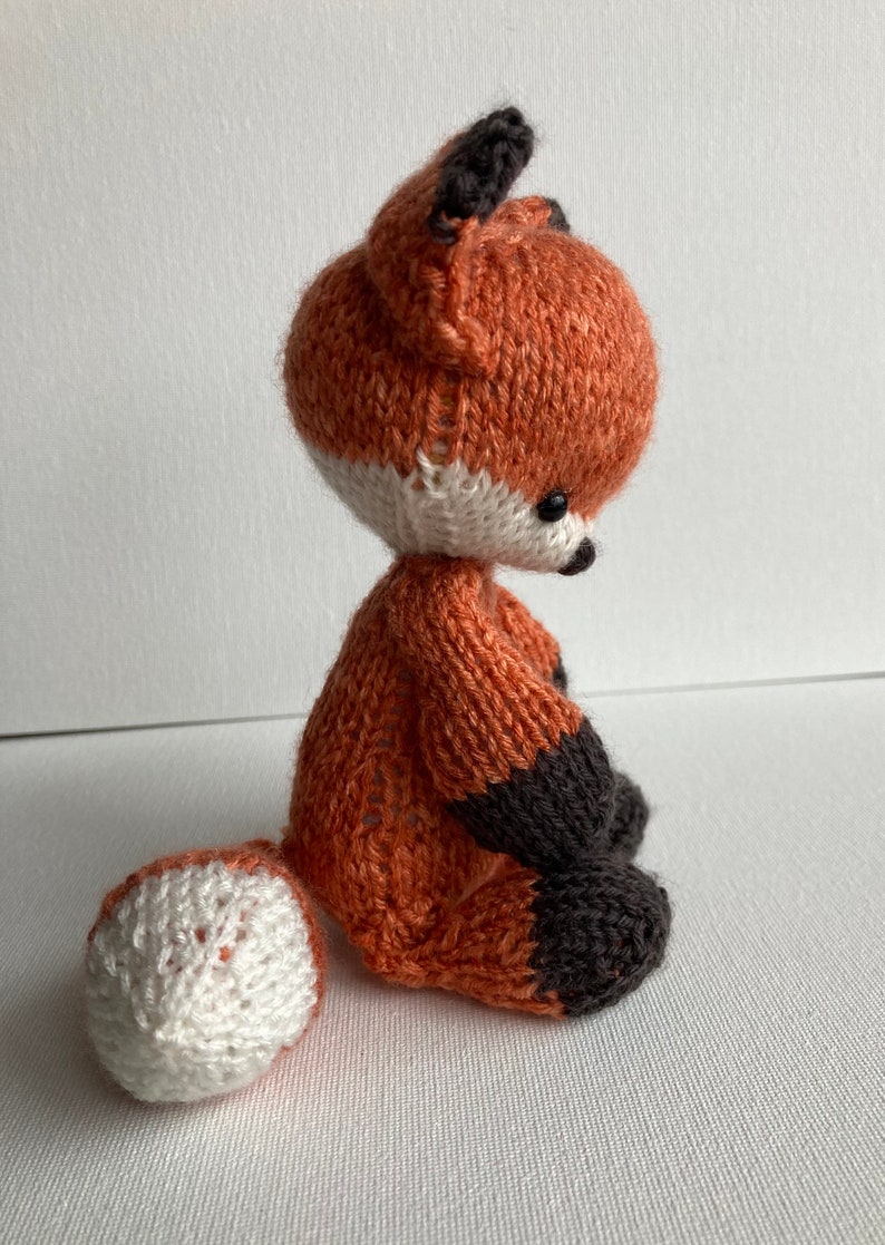 KNIT Pattern-little Knit Fox or Wolf Circular Knitting | Etsy