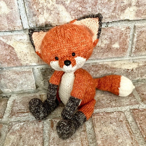 KNIT Pattern-little Knit Fox or Wolf Circular Knitting - Etsy