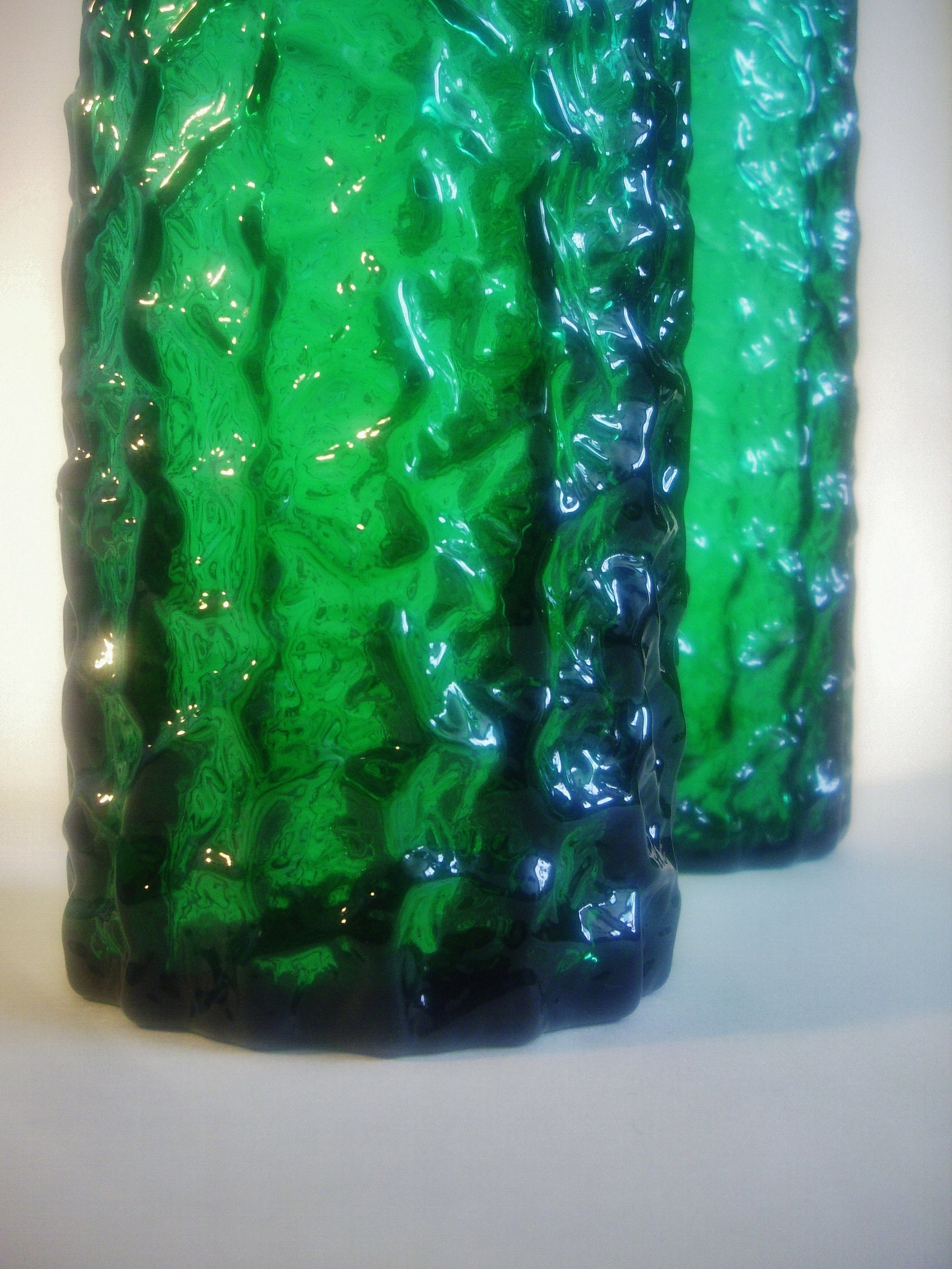 Vintage Pair of Hirschberg Textured Glass Vases - Etsy