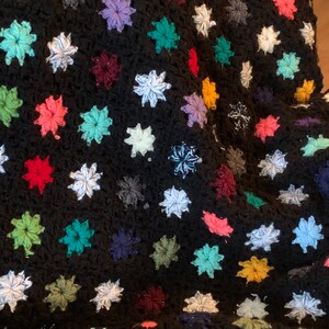 Reversible Black Mini Snowflakes. Throw Blanket - Etsy