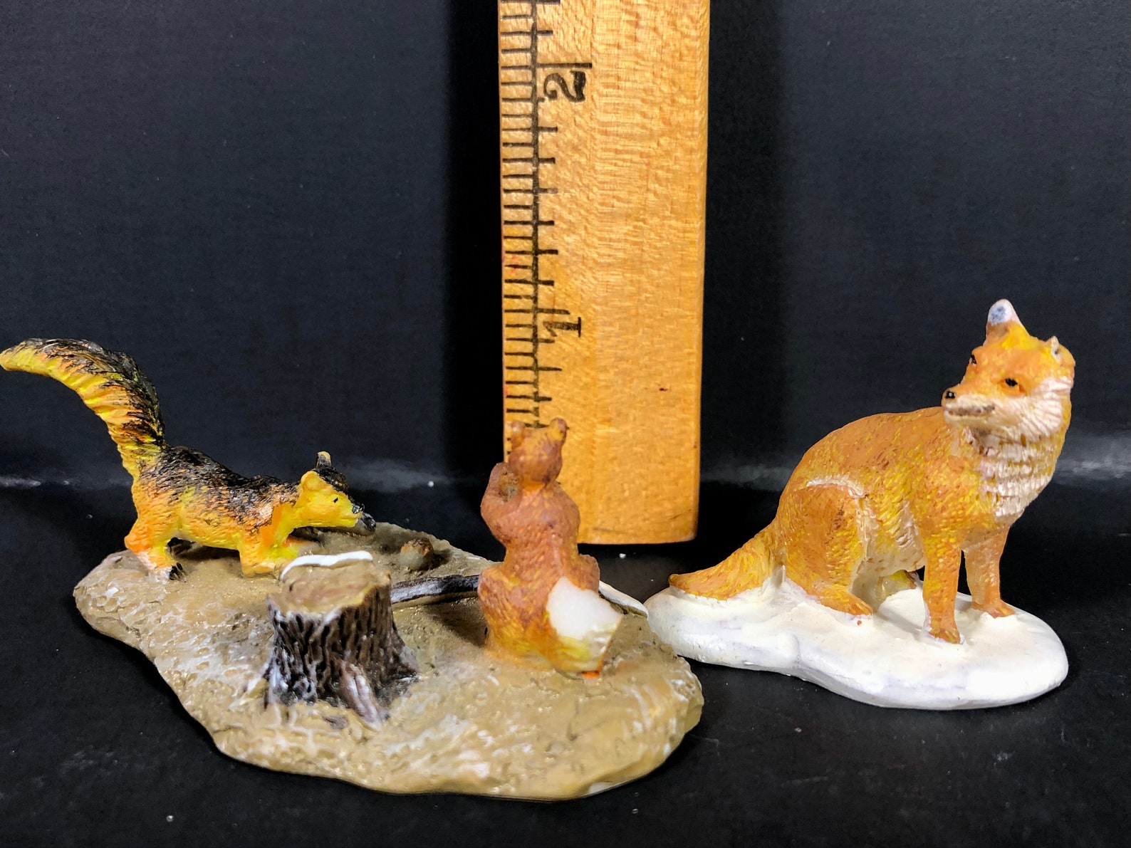 Lemax Village Woodland Animals Squirrels Fox Tree Stump Putz Yard Train ...