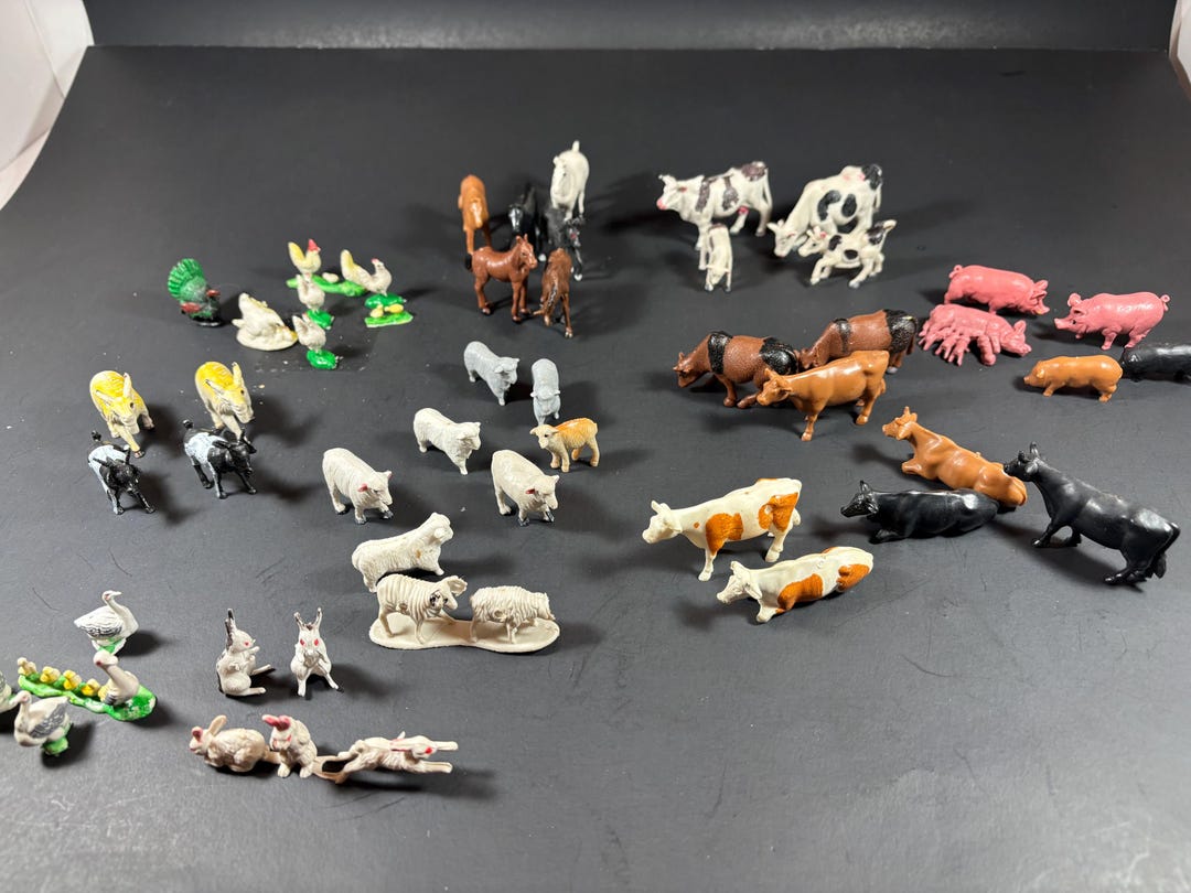 Mini Plastic Animals Mid Century Farm Animals Cows Pigs Chickens Horses ...