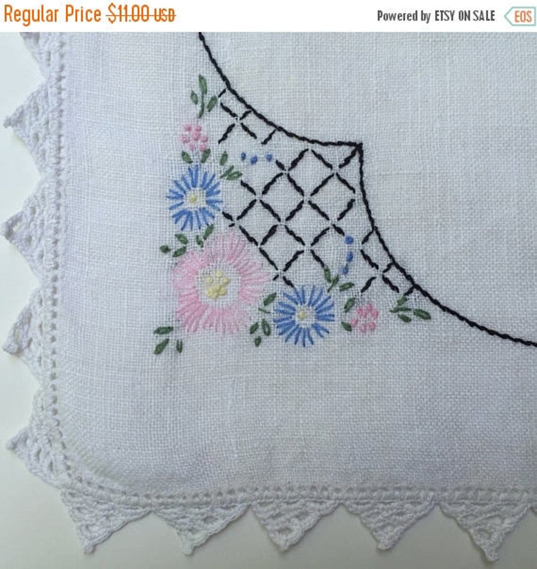 Linen Table Topper Dresser Topper 1940s Hand Embroidered and Crocheted ...