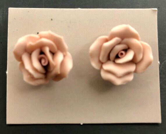 Avon rose earrings store