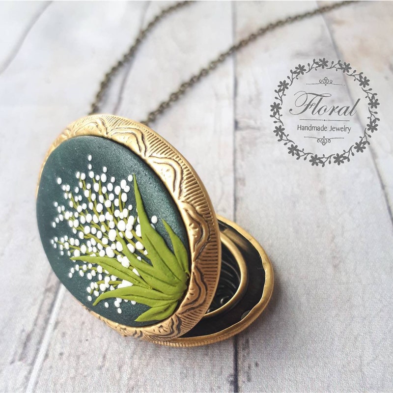 Lily Locket - Etsy