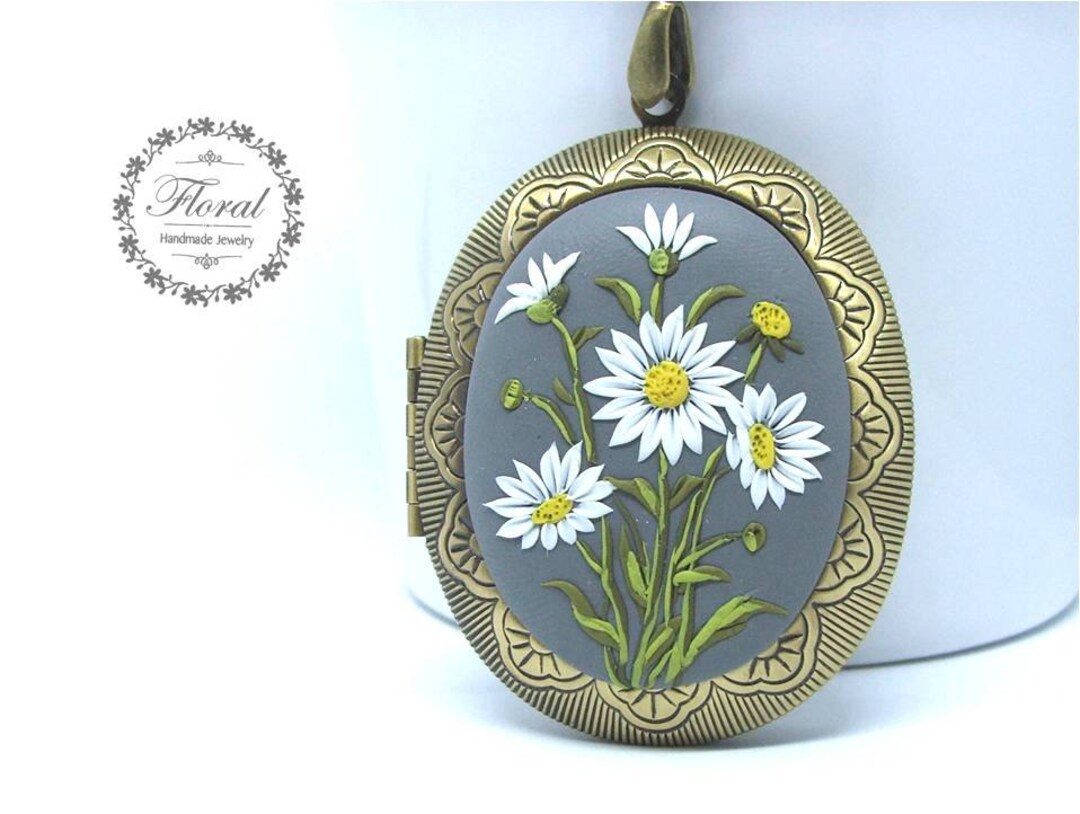 Daisy Locket Necklace Mothers Day Gift From Daughter, Personalized ...