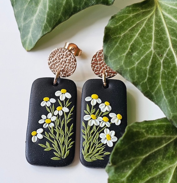 Polymer Clay Daisy Earrings Dangle Daisy Flower Earrings for Mother April Birthflower Earrings Mom Birthday Gift Etsy