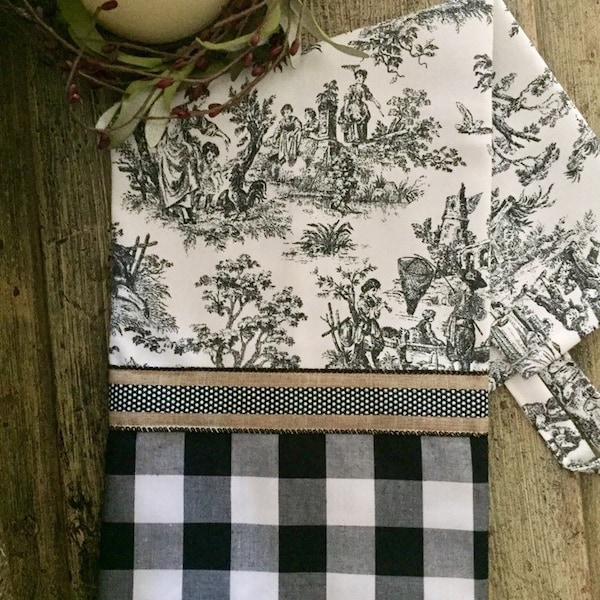 Black Toile - Etsy