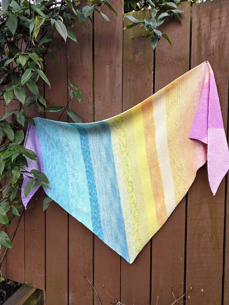 Magic Moss Stitch Shawl | Crochet Pattern | Advent Minis Design in Moss ...