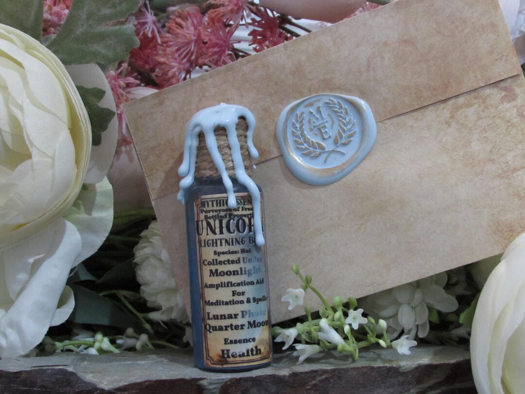 Unicorn Lightning Bolt, Swirly, Glittery Magical Potion Prop Bottle ...