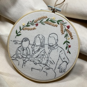 Family Portrait Embroidery/handmade/hand Embroidery/ Picture Embroidery ...