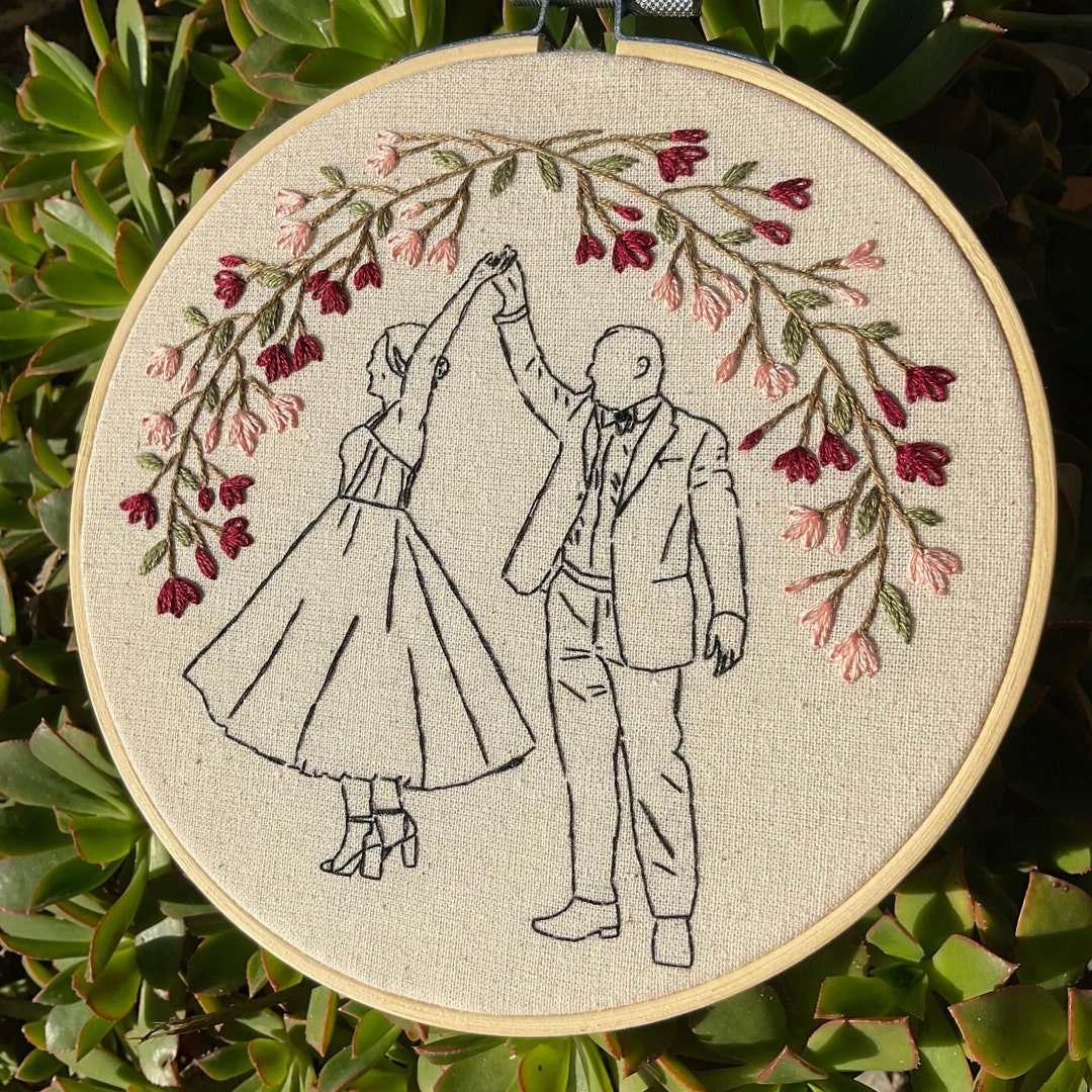 Family Portrait Embroidery/handmade/hand Embroidery/ Picture Embroidery ...