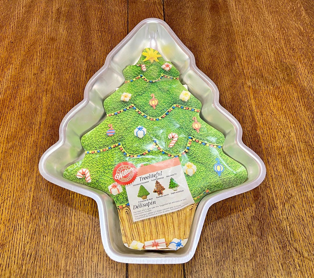 Vintage Christmas Tree Cake Pan Wilton Treeliteful Christmas Tree Cake ...