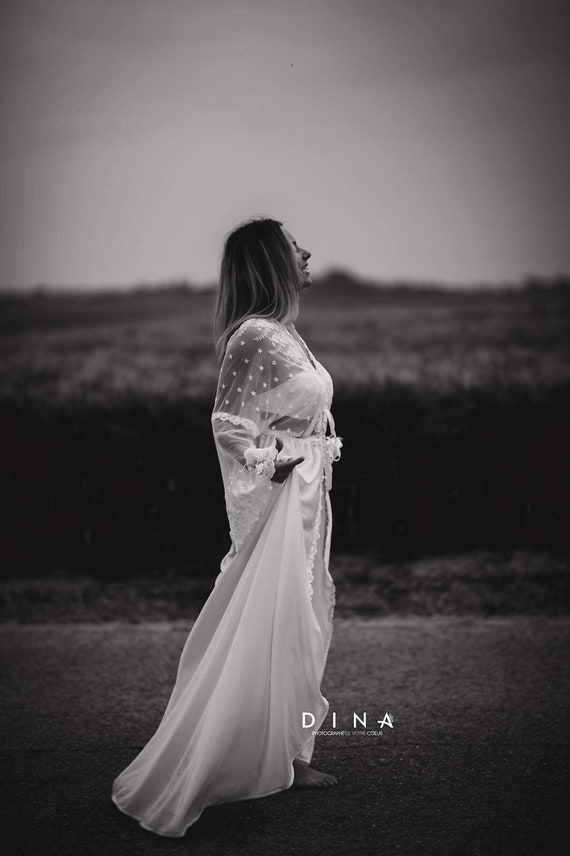 BRIDAL BOUDOIR ROBE Wedding Day Gown for Photo Shoot off | Etsy