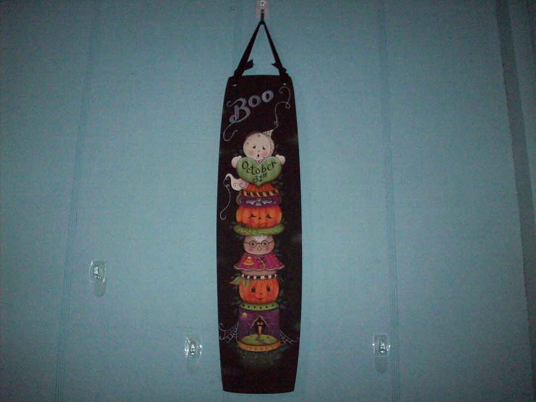 Bootiful Friends Wall Hanging - Etsy