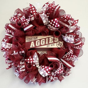 Texas A&M Wreath, Gig Em' Aggies Wreath, College Sport Wreath, Maroon ...